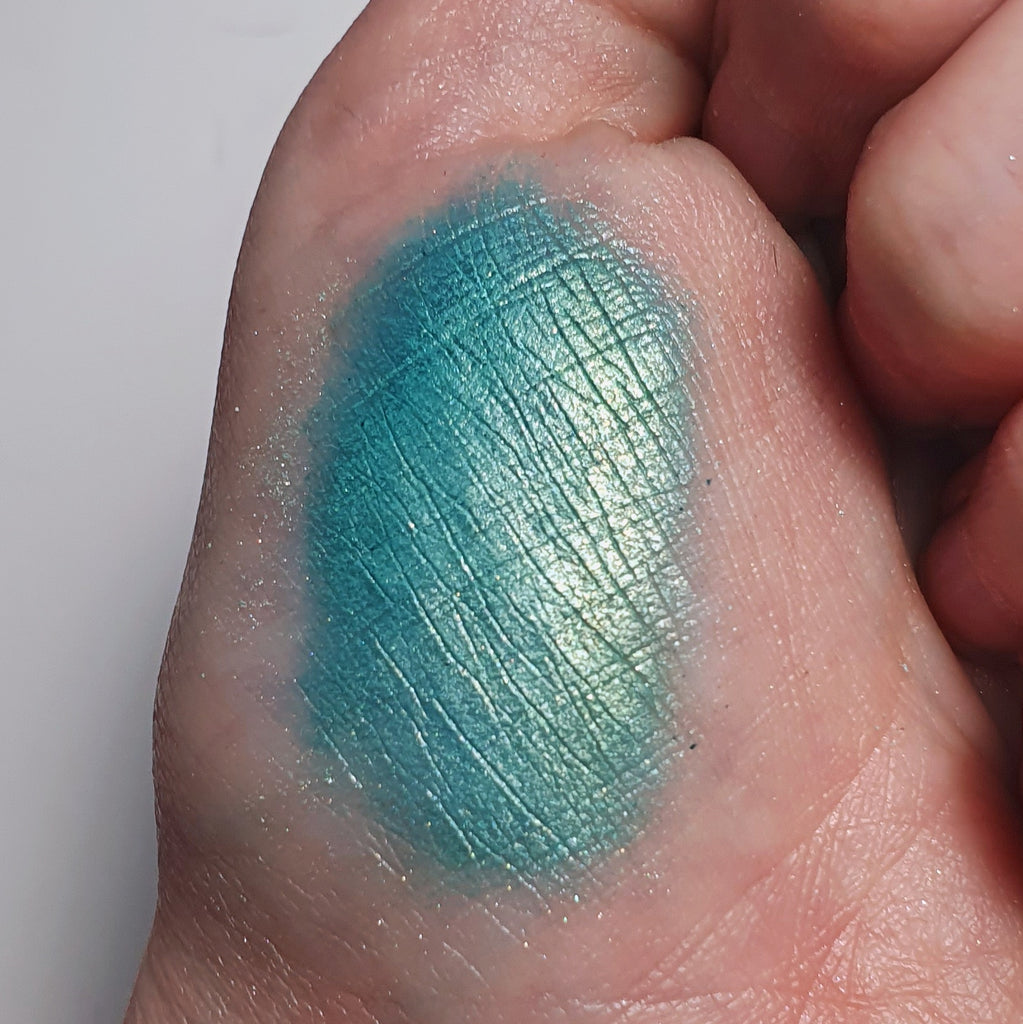 Reeling and Writhing – Crow & Pebble