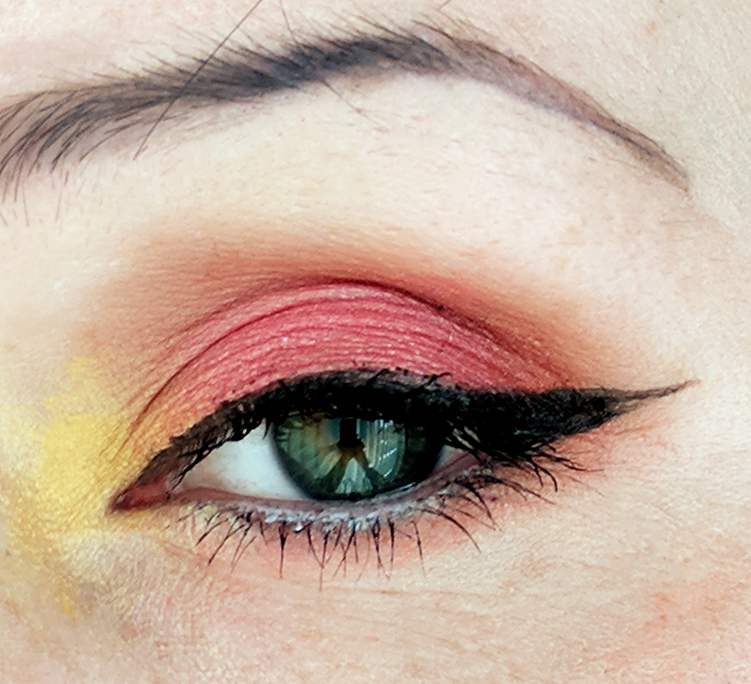 Fenix – Crow & Pebble